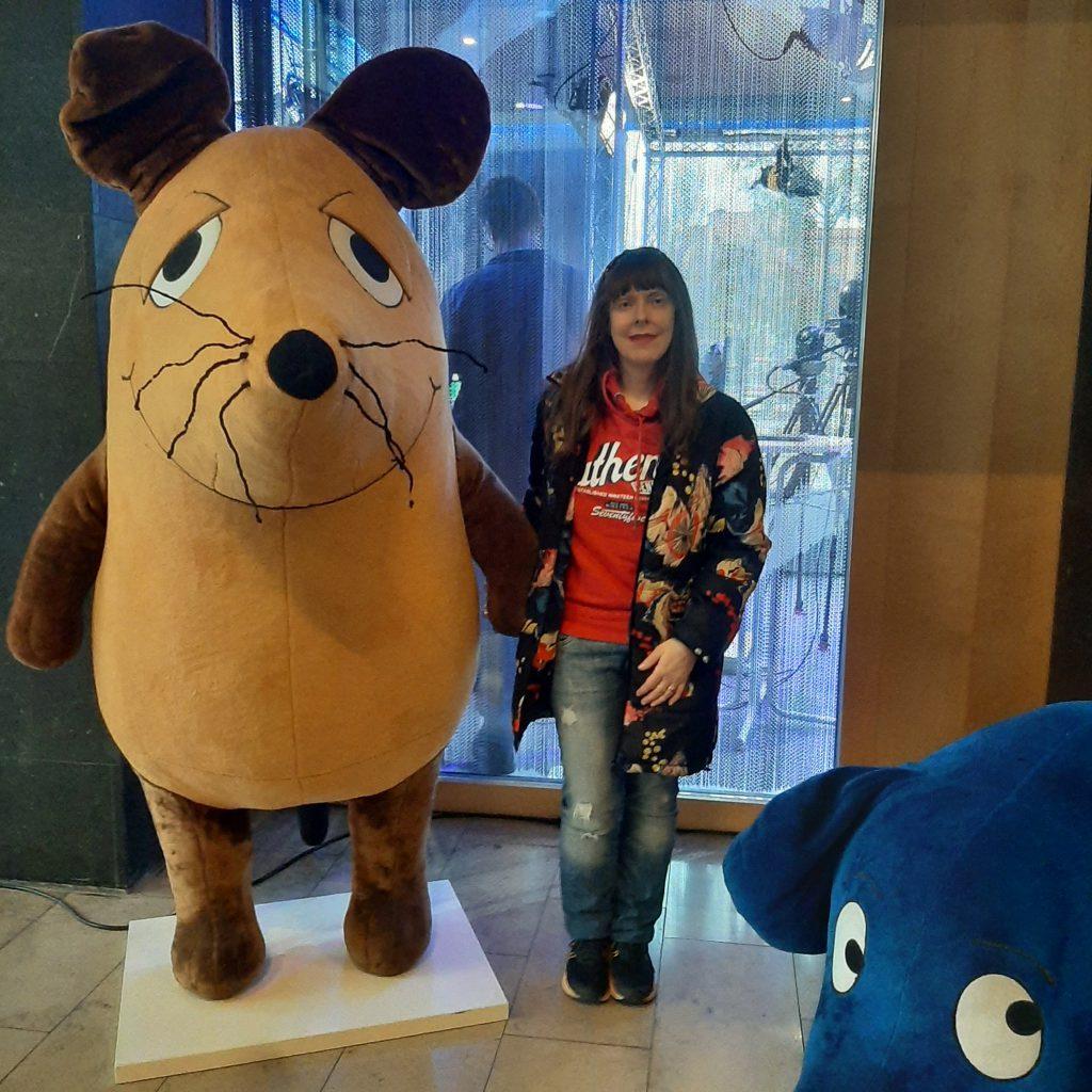 Einstündiger Podcast / Sendung über Kersty: hr2-kultur, “Doppelkopf ...