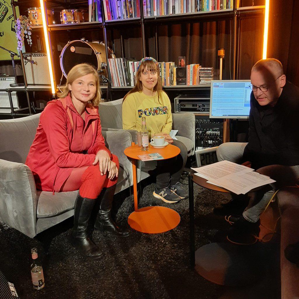 Kersty im Interview bei #radioeins: Was von Hamburger Schule / Diskurs ...